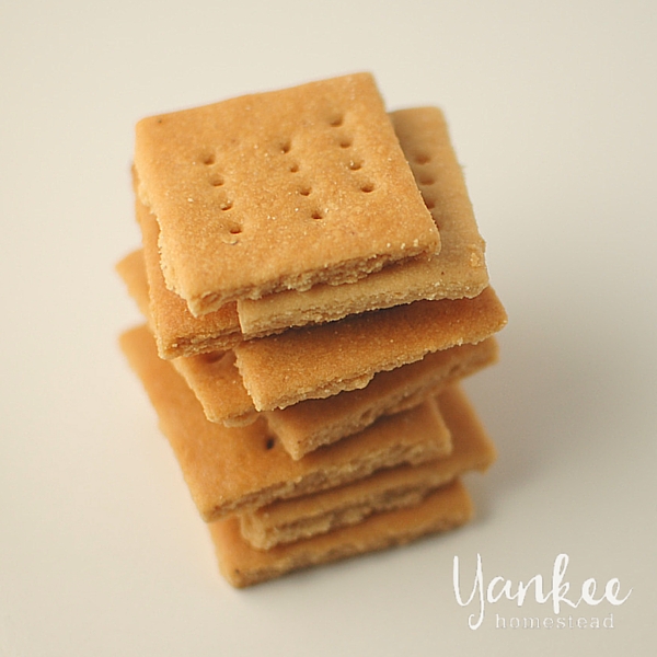 Easy Almond Flour Graham Crackers | Yankee Homestead - Roots & Boots