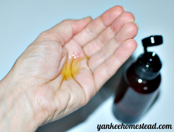 The Oil Cleansing Method - Roots & Boots
